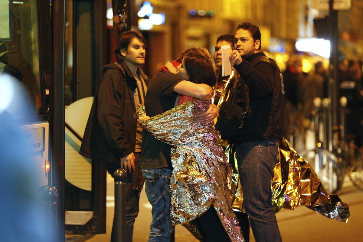 Paris attacks: Survivors share eyewitness accounts of deadly attack in ...