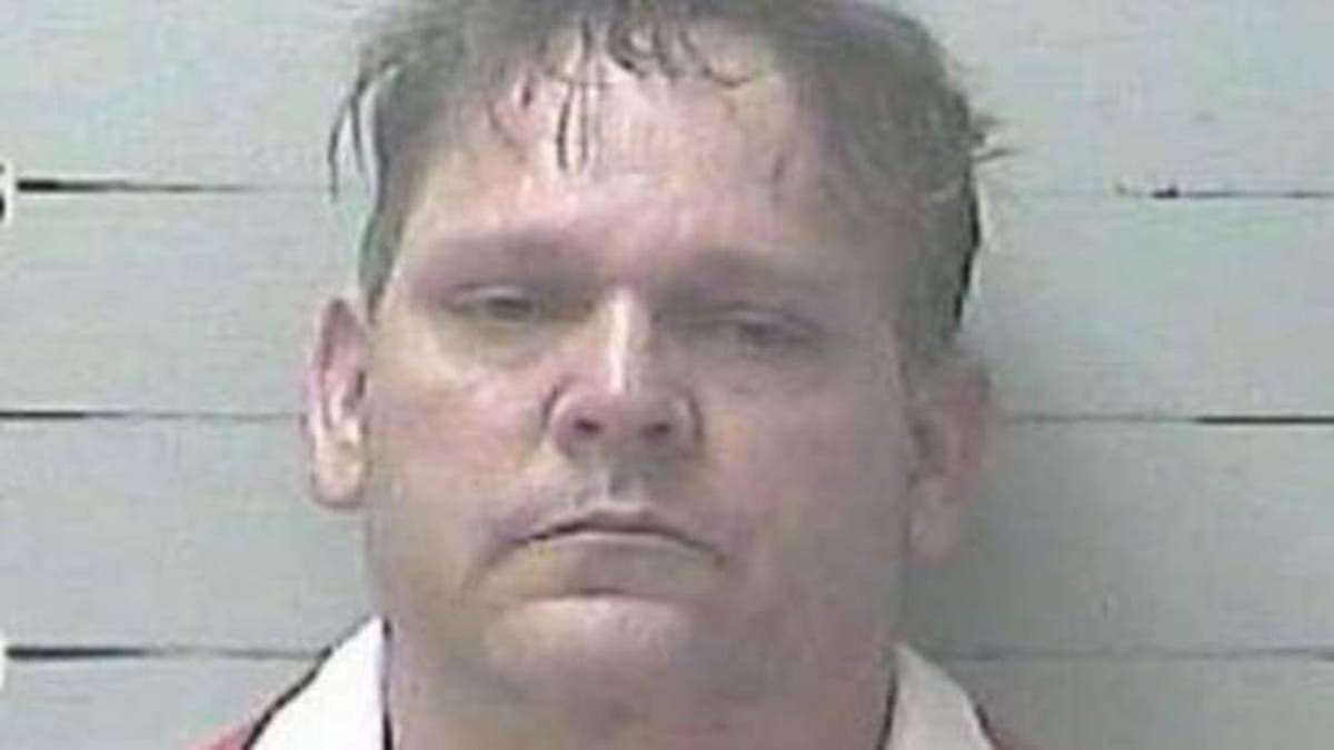 Johnny Max Mount: Waffle House waitress shot dead after telling ...