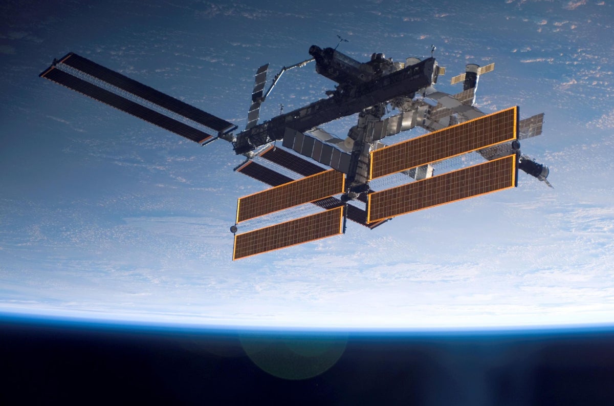 Nasa Space Station Christmas Eve