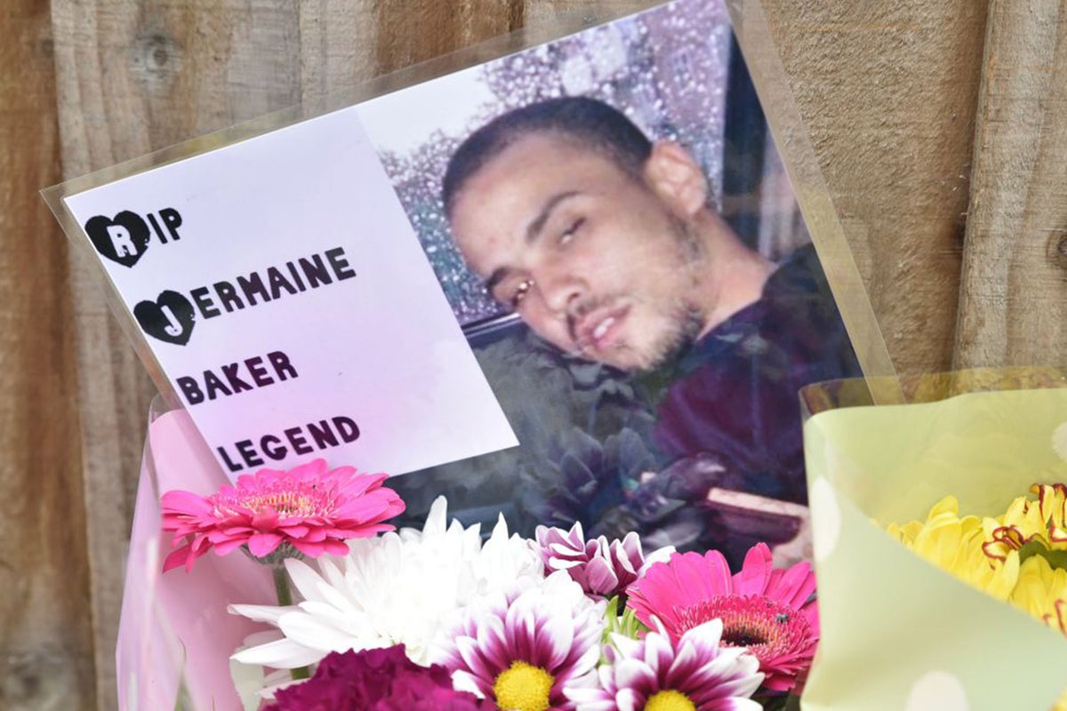 Jermaine Baker: Detectives carry out fresh investigation at scene where ...