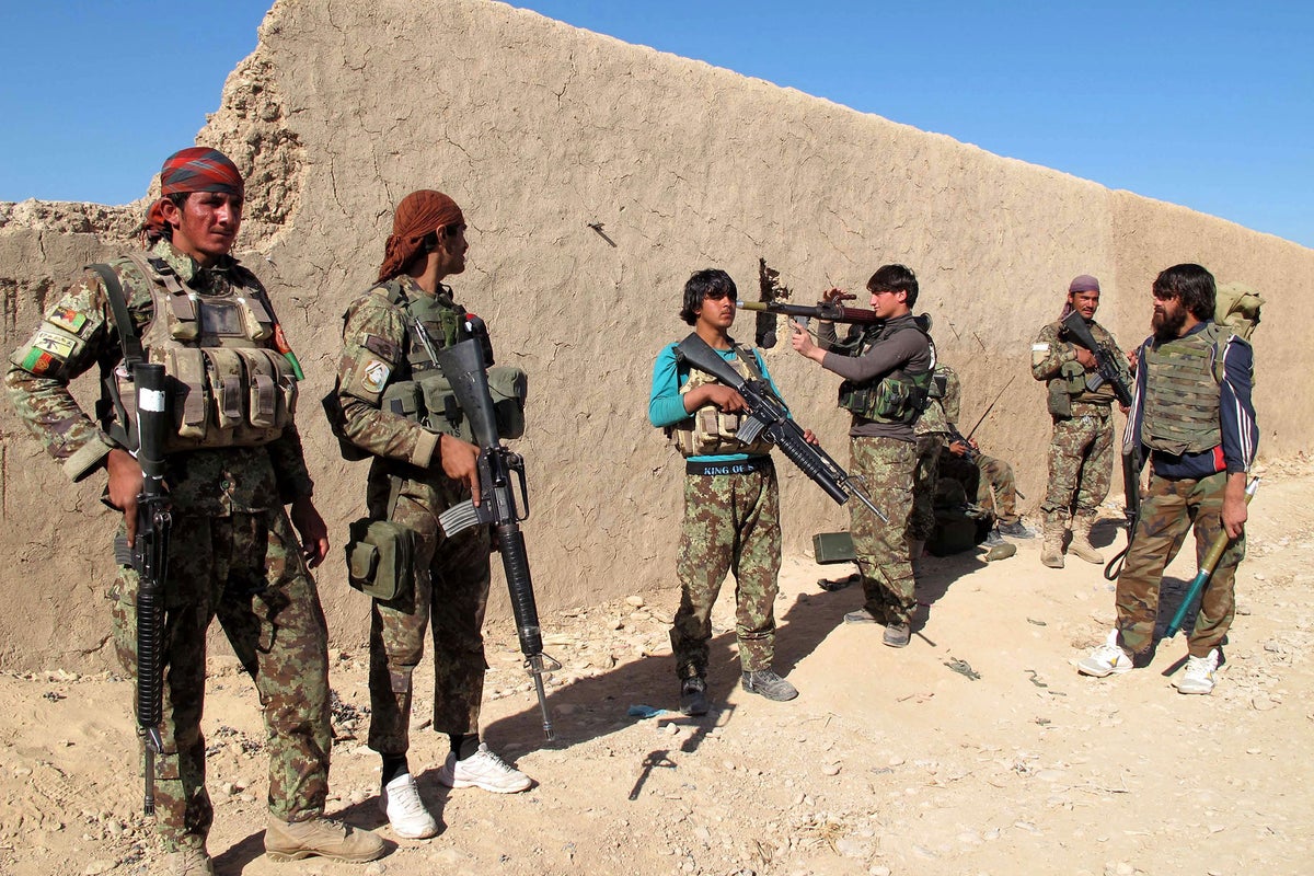 Helmand governor takes to Facebook to warn Afghan president of Taliban ...