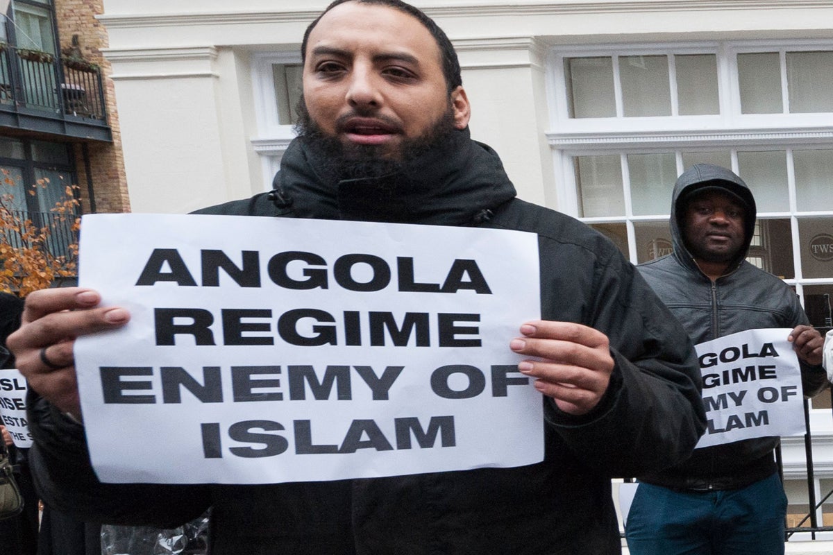 'The Giant': Second British extremist 'identified in Isis video' | The ...