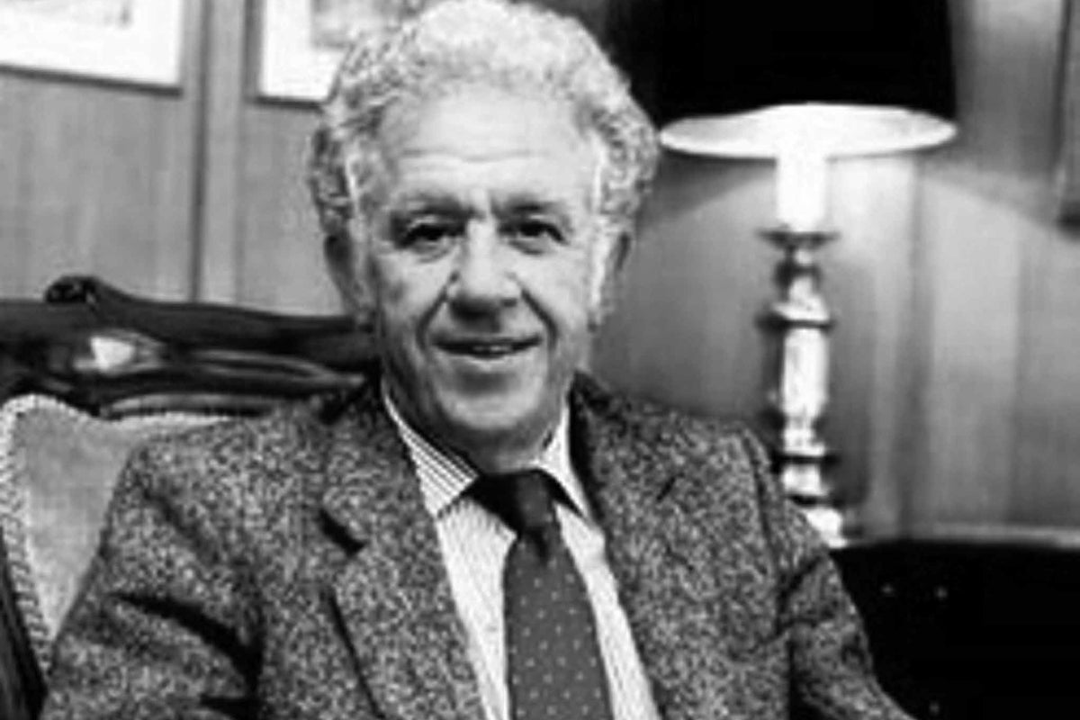 Albert Gubay: Founder of Kwik Save and Total Fitness who became one of ...