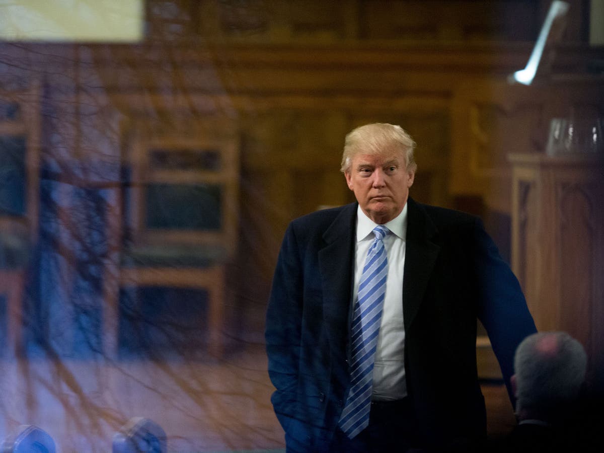 Donald Trump sits through hour-long Iowa church sermon criticising his ...
