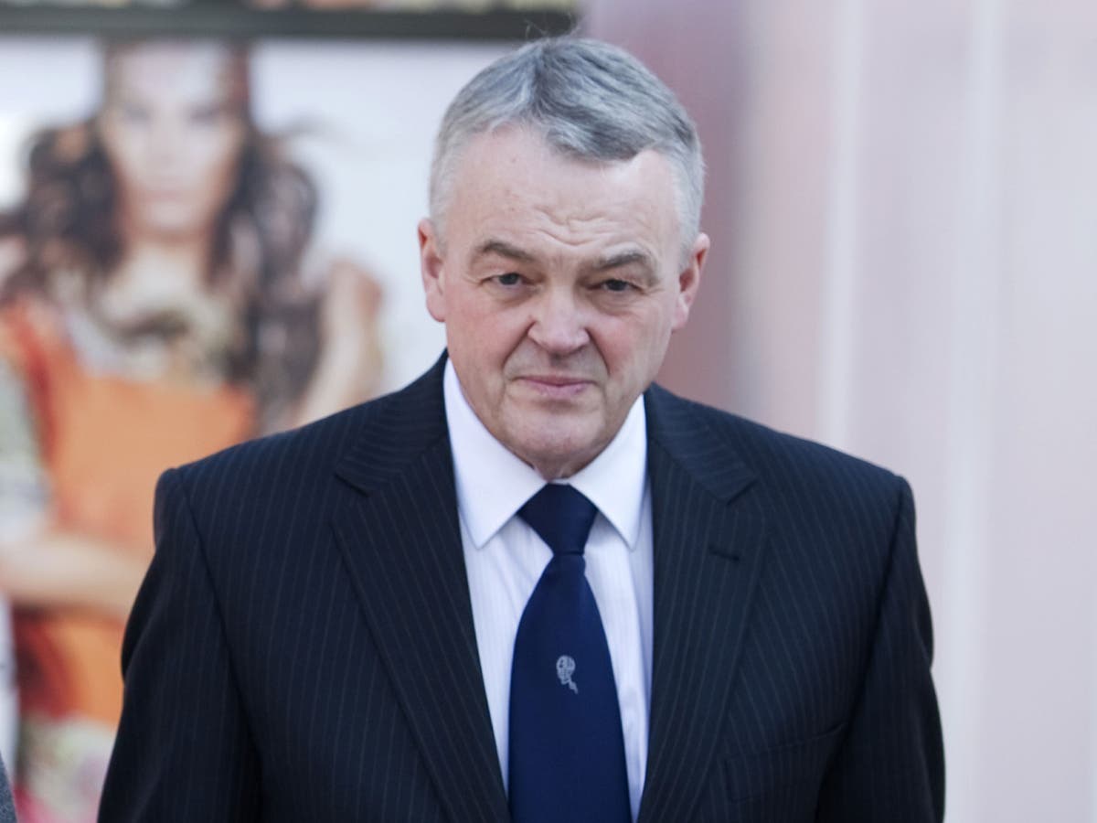 Phil Gartside dead: Bolton announce death of former chairman | The ...