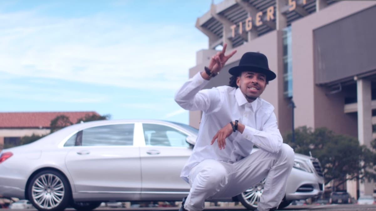 Student loan repayment song ‘Sallie Mae Back’ by US rapper Dee-1 goes ...