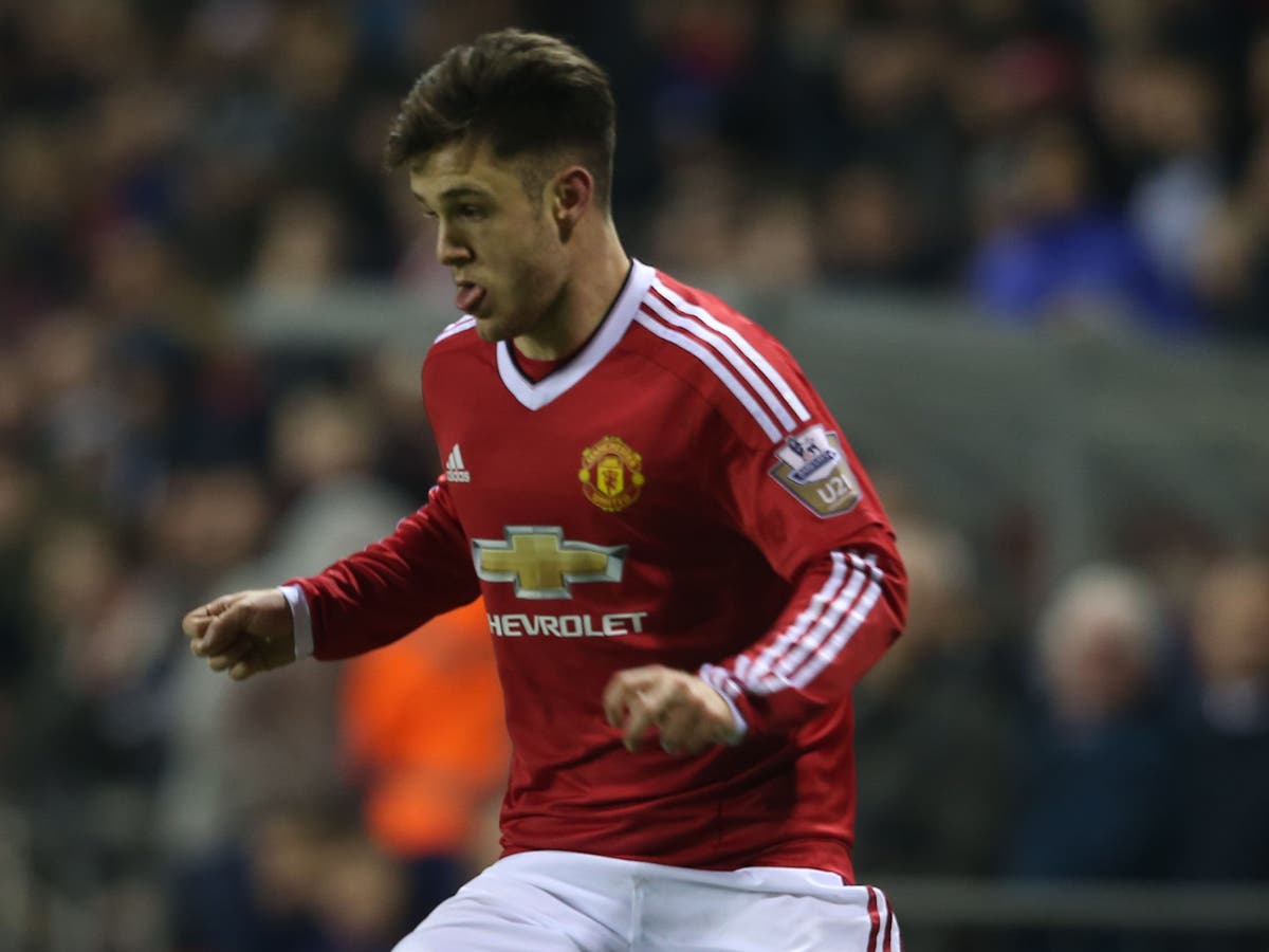 Manchester United vs FC Midtjylland team news: Joe Riley starts and ...