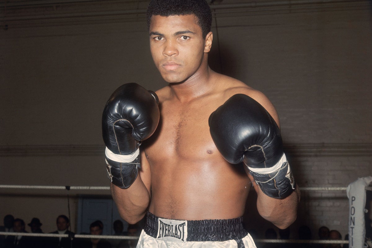 Muhammad Ali dead: 'The Greatest' who came to define an era in America ...