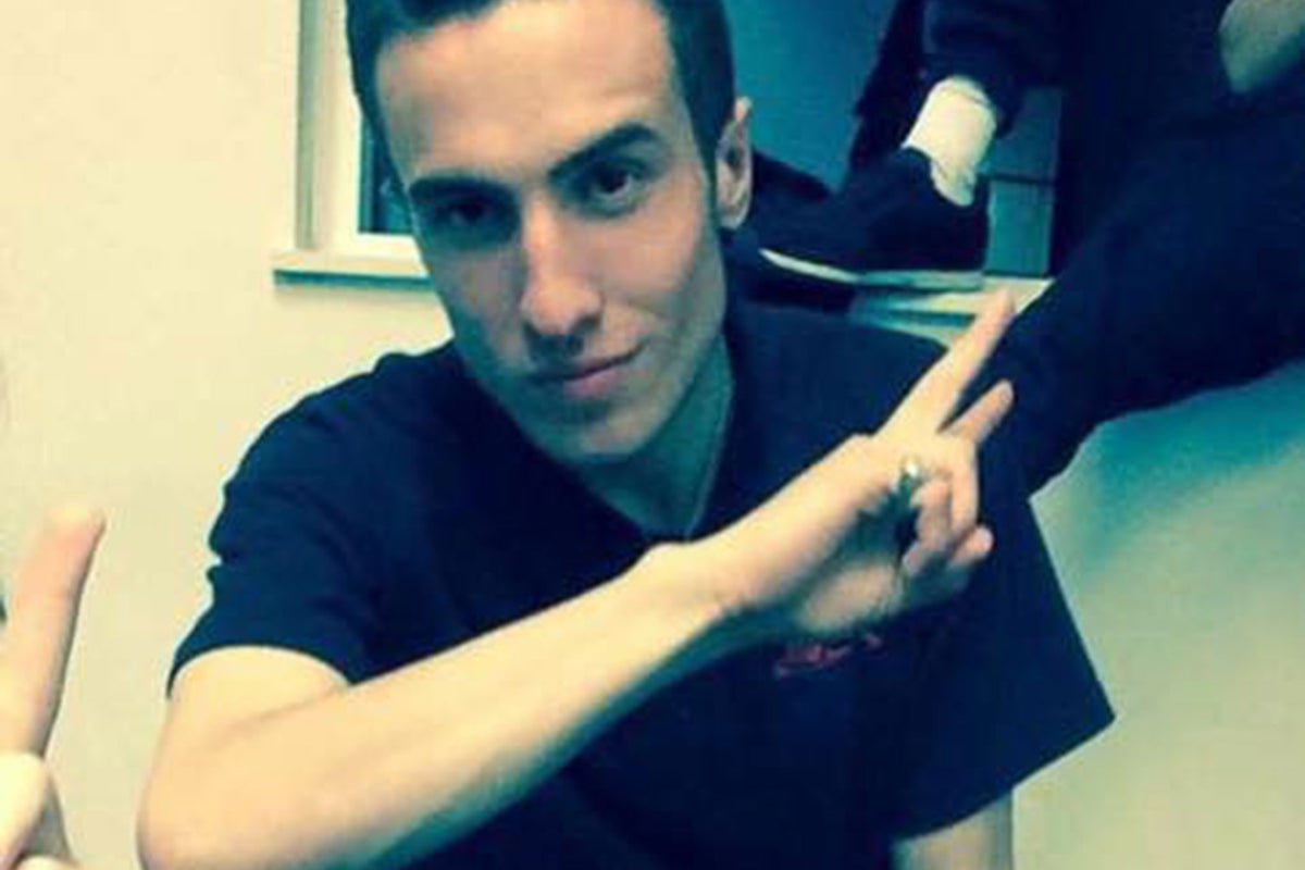 Sutton Coldfield stabbing: Teenager who saved stabbed pregnant woman ...