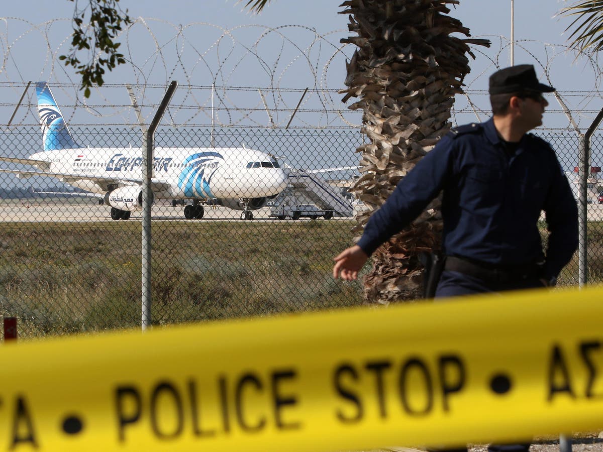 EgyptAir hijack: All hostages released from flight MS181 except four ...
