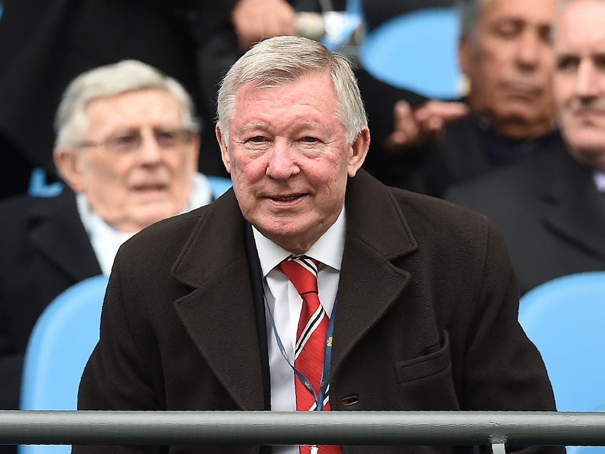 Sir Alex Ferguson believes Leicester will win the league because they ...