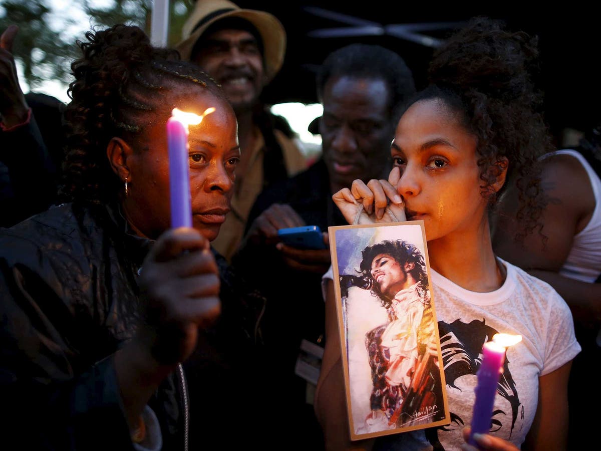 Prince dead: Post-mortem to be carried out after musician's body found ...