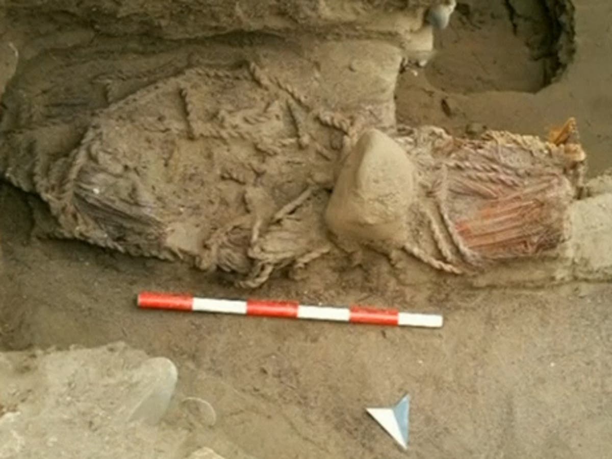 4,500-year-old female mummy discovered in Peru | The Independent | The ...