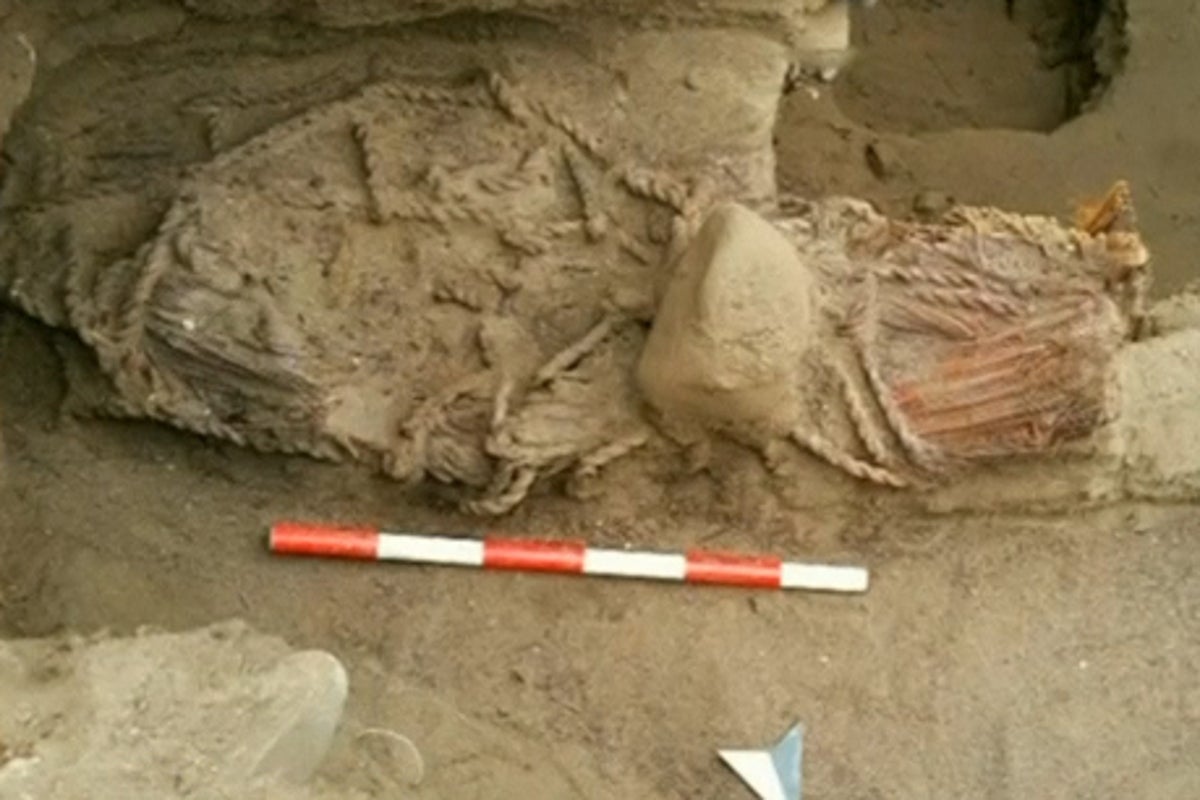 4,500-year-old female mummy discovered in Peru | The Independent | The ...