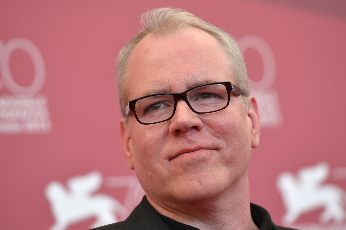 Bret Easton Ellis names Batman v Superman: Dawn of Justice one of the ...