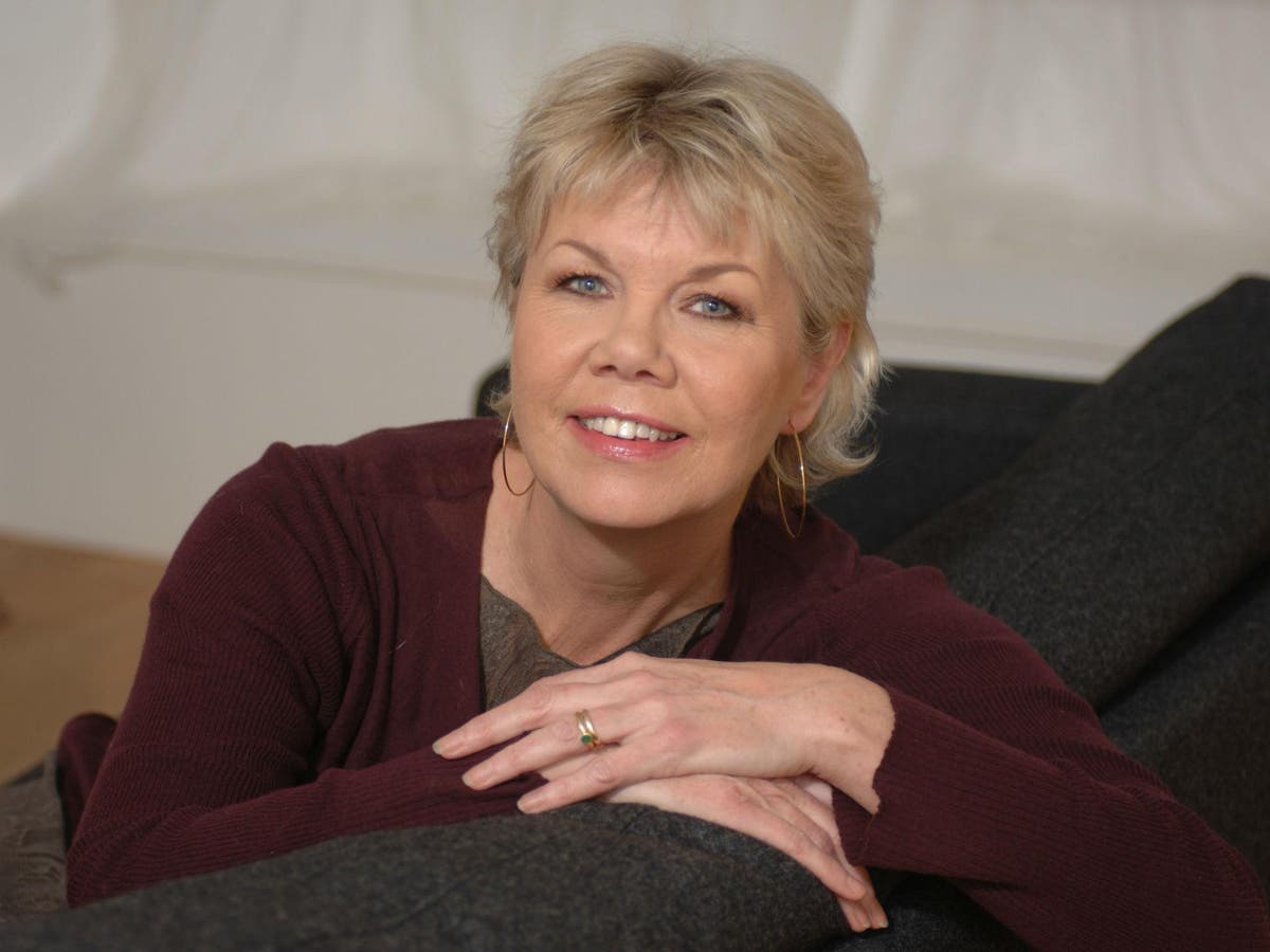 Sally Brampton dead: Journalist, agony aunt and Elle launch editor dies ...