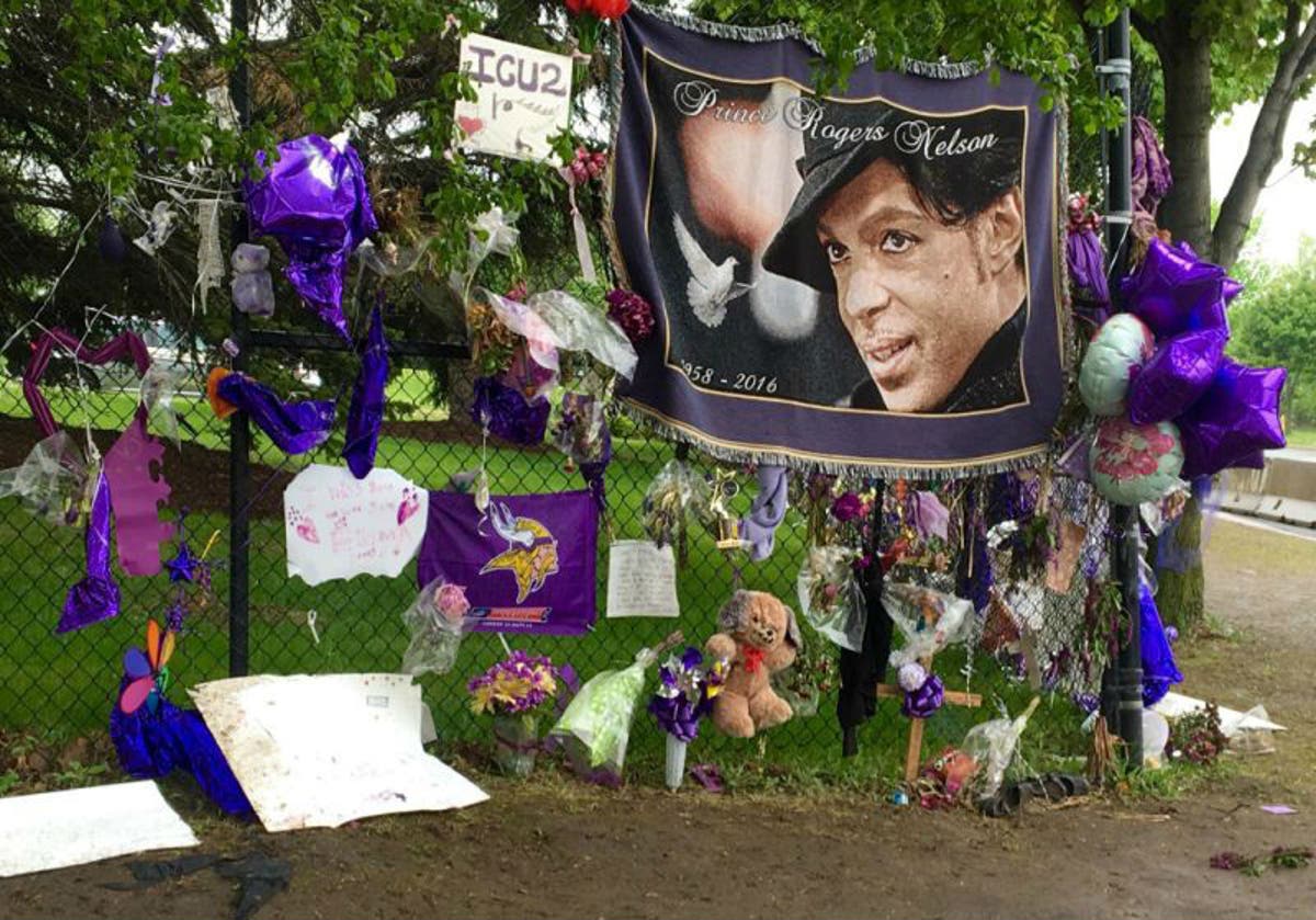Prince autopsy reveals singer died from drug overdose, official says ...