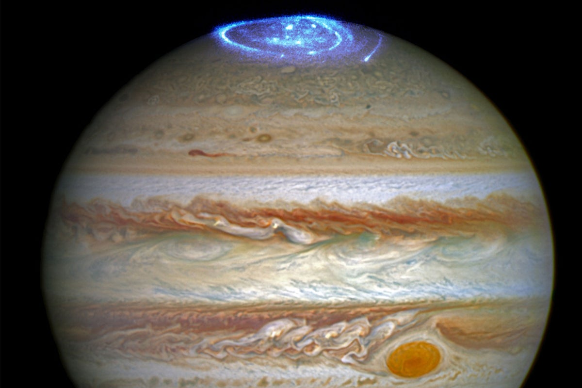 Jupiter 'puts on fireworks display' as space probe approaches planet ...