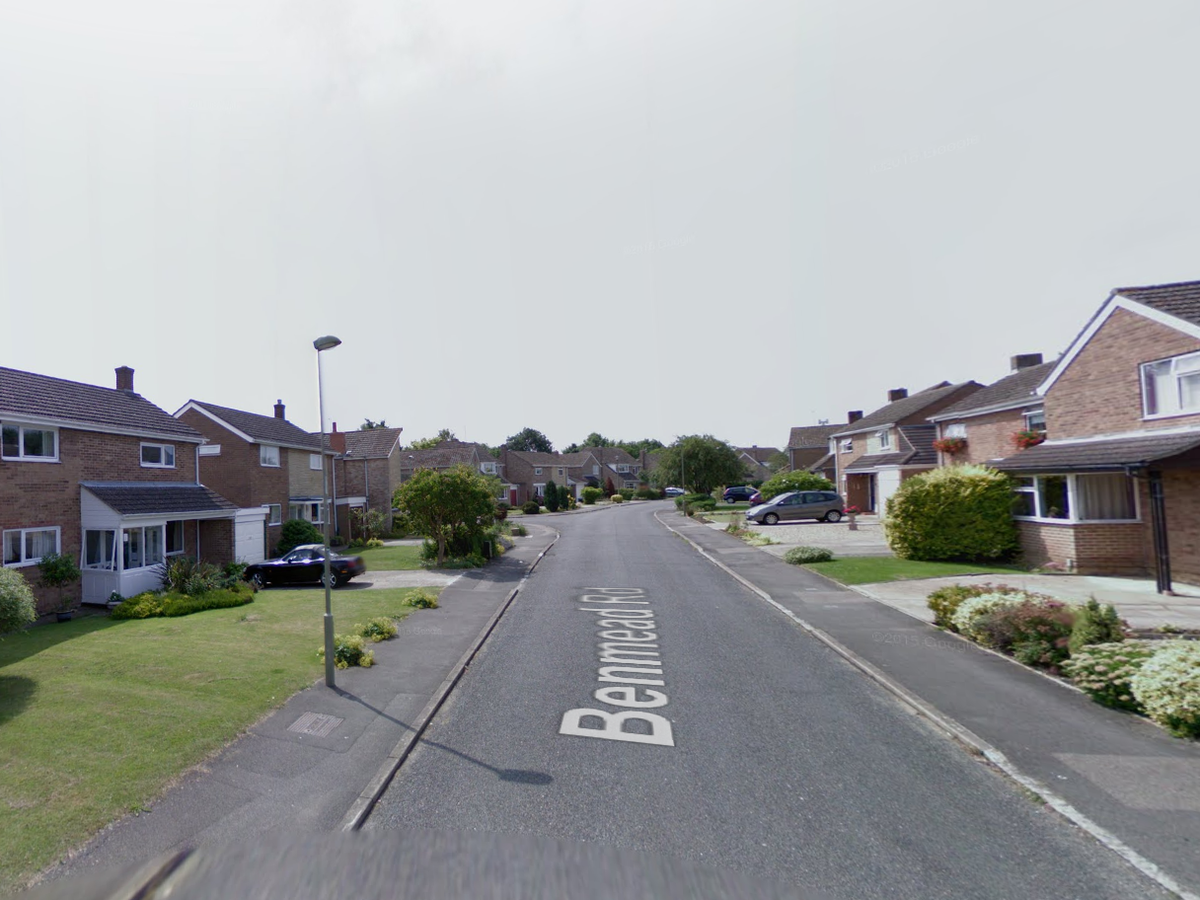 'Mysterious tourists' bewilder residents of Kidlington in Oxfordshire ...