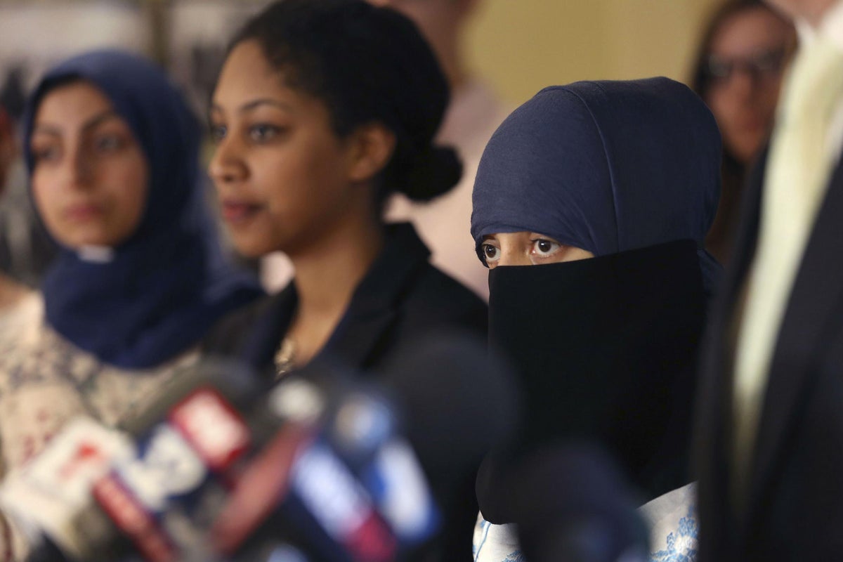 Muslim woman police thought was 'lone wolf' terrorist files lawsuit ...