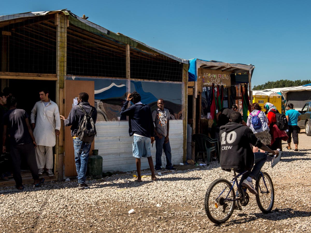 Calais ‘Jungle’: Court rejects plans to demolish refugee shops set up ...