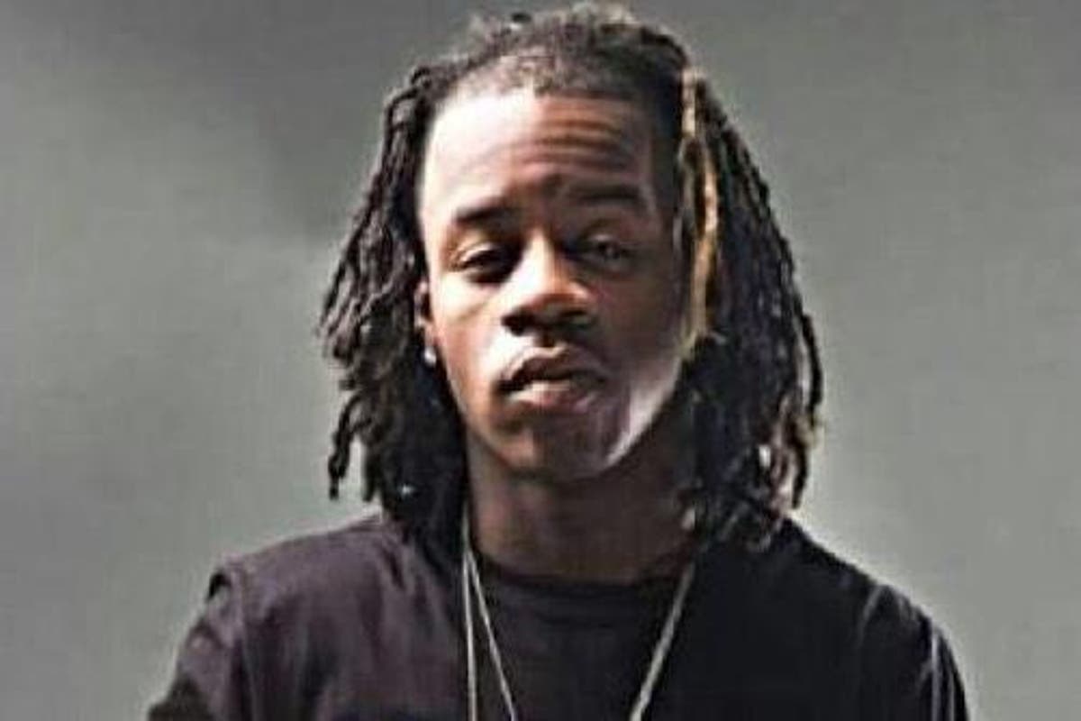 Hero's final act was to save his girlfriend's life seconds before plane ...