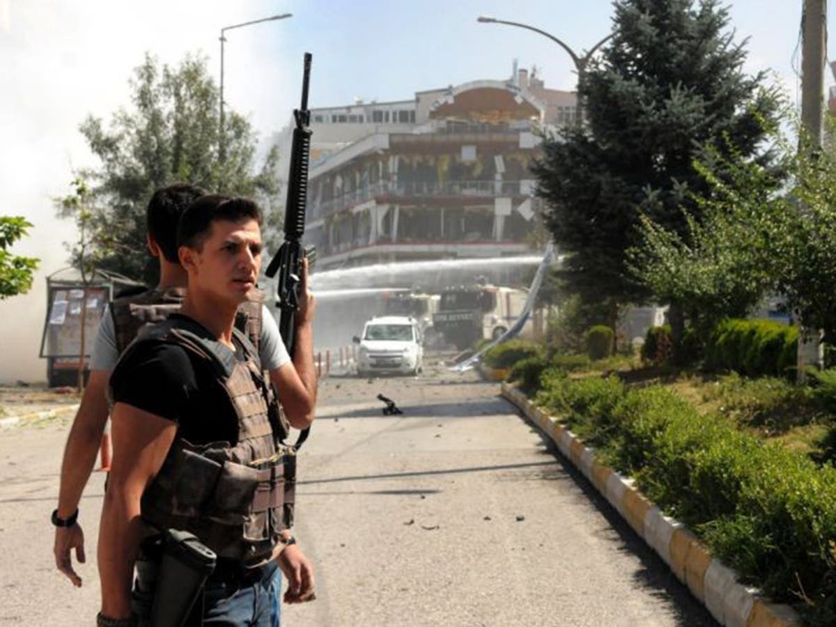 Turkey explosion: At least 48 injured in blast near AKP party ...