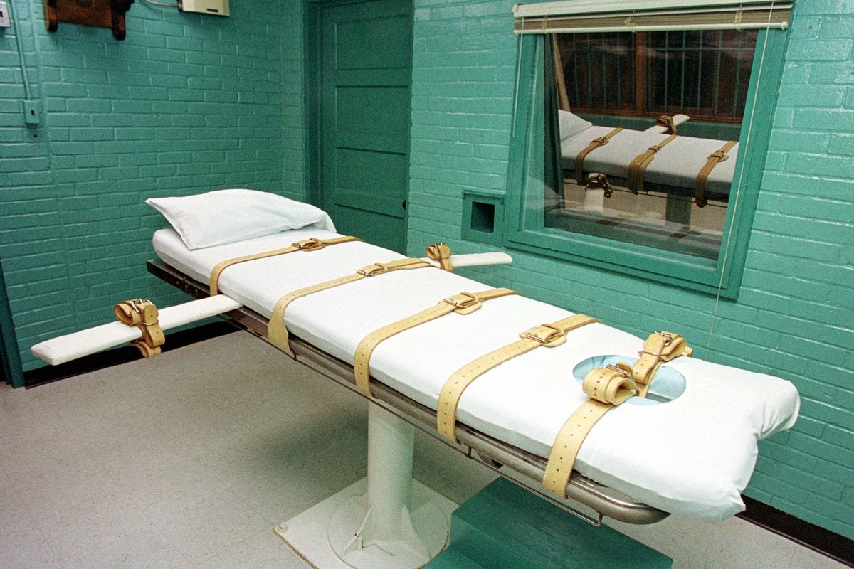 Eight death row prisoners given stay of execution in lethal injections ...