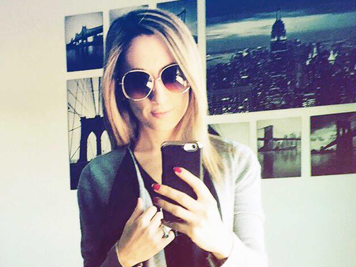 Female chess players from around world outraged after being told to ...
