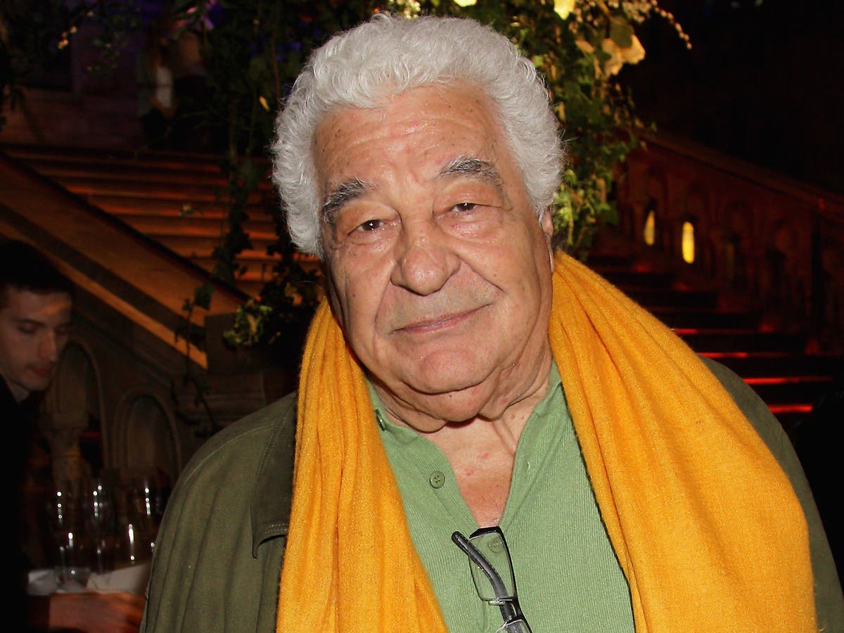 Antonio Carluccio dead: Italian chef and restaurant chain founder dies ...