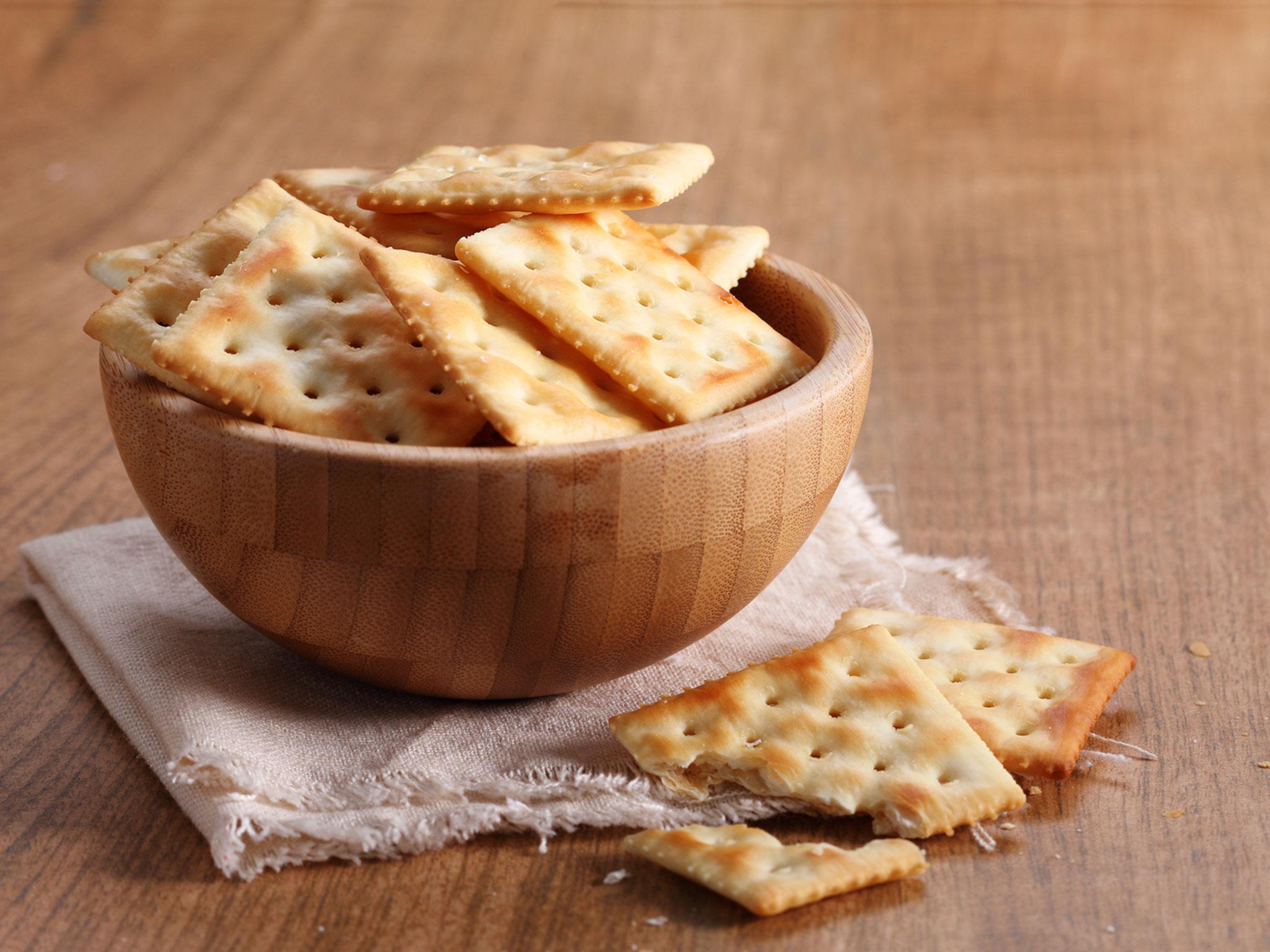 How Eating A Cracker Can Tell You How Many Carbs You Should Eat The 