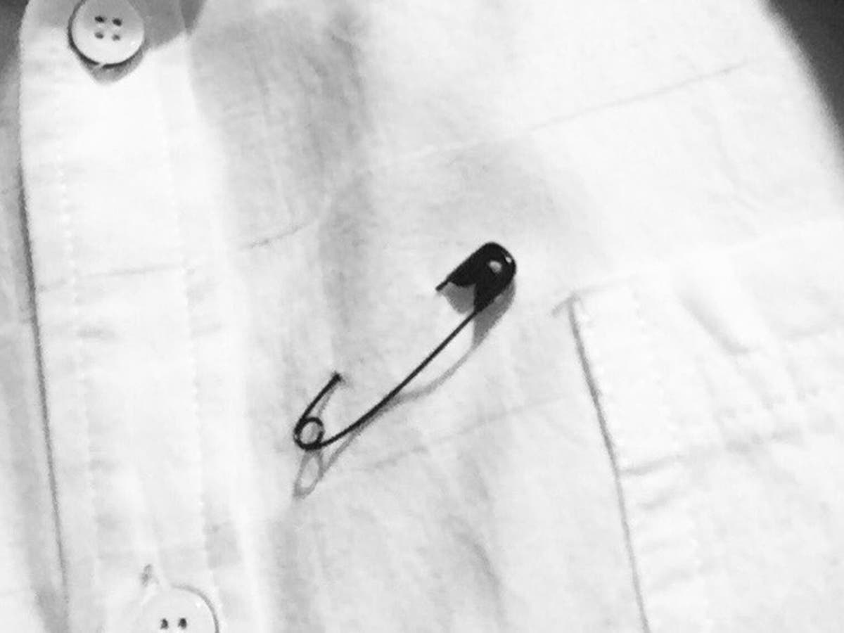 Americans inspired by Brexit to wear safety pins in show of solidarity ...