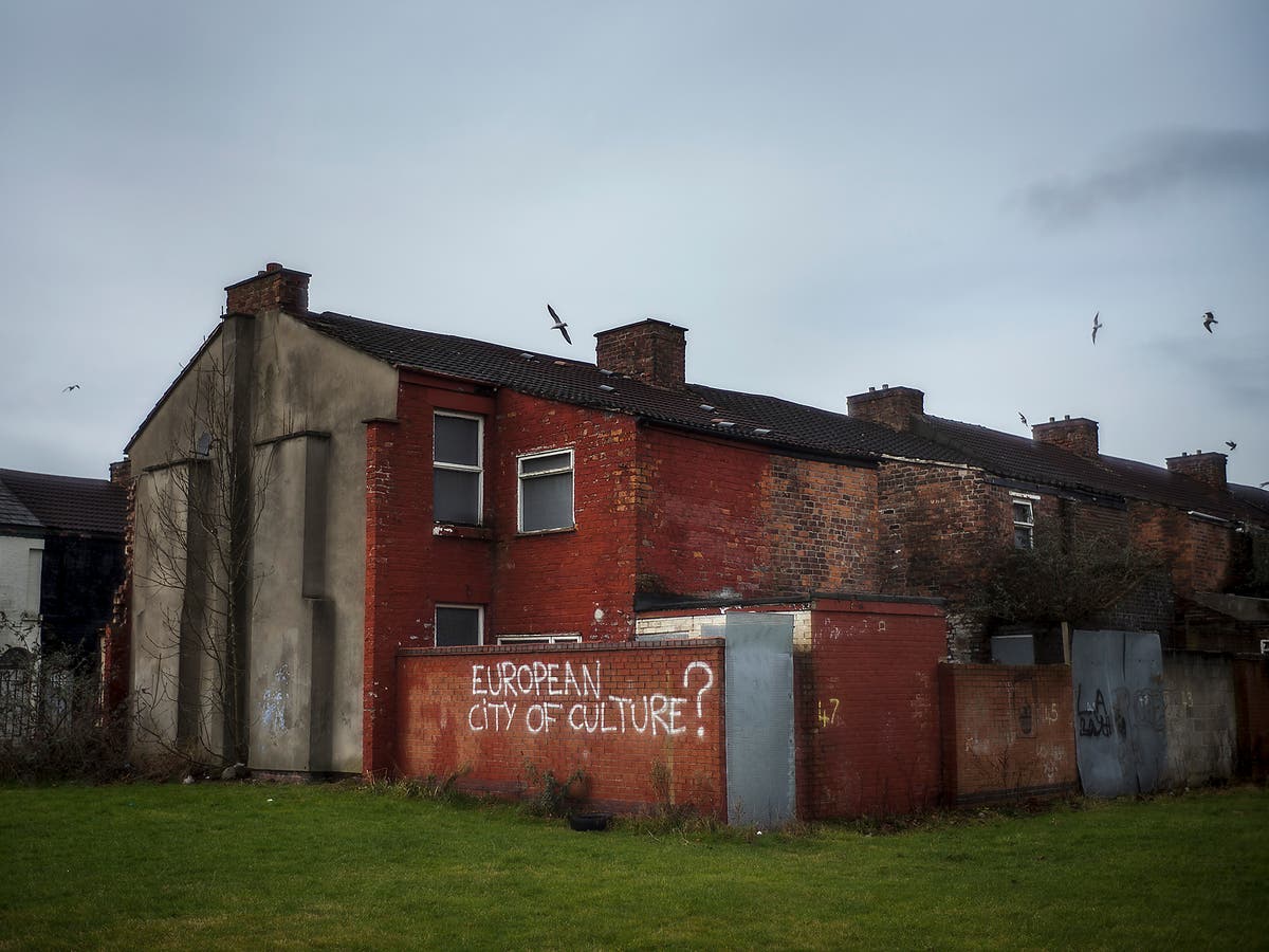 People expected to die 10 years earlier in poorer parts of UK, new ...