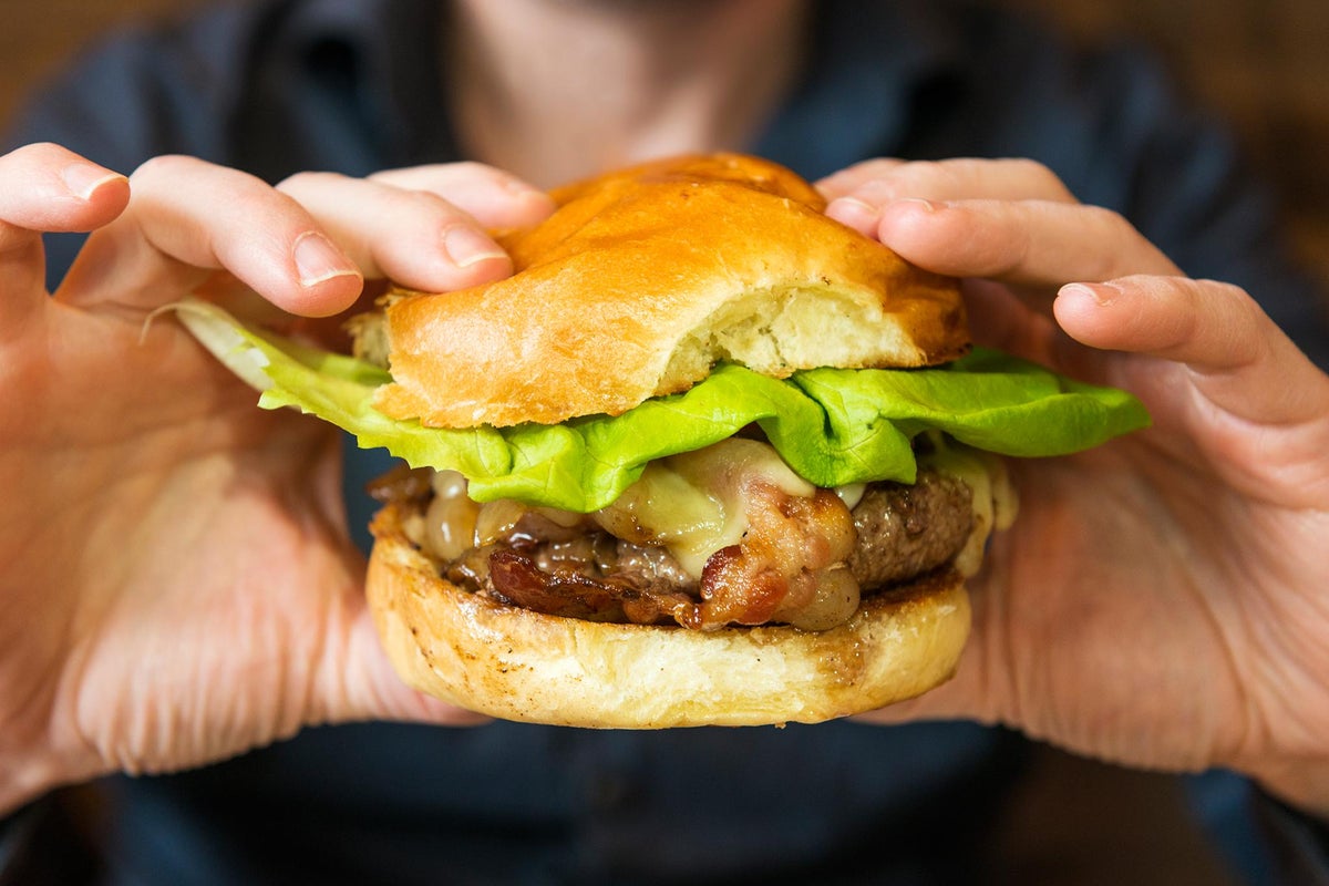 Men eat more food to show off and appear more masculine around people ...