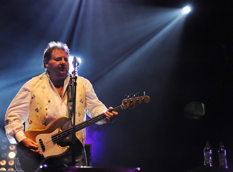 Greg Lake: King Crimson guitarist and prog rock pioneer dies aged 69 ...