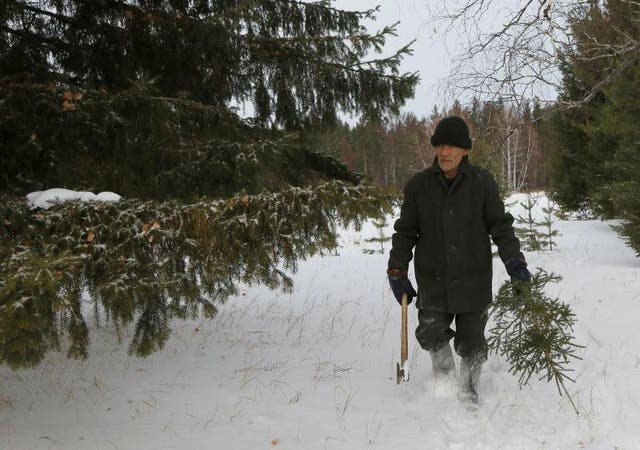 This man is the last resident of a remote village in Siberia | The ...