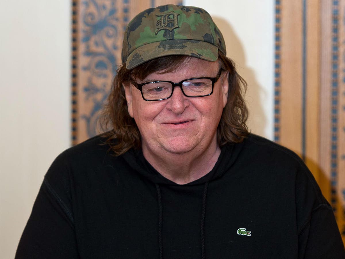Michael Moore vows to pay fines of Republican electoral college members ...