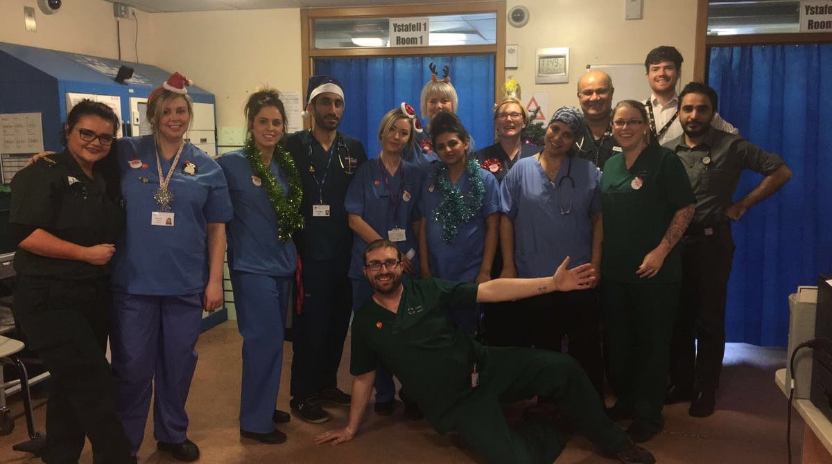 Patients and hospital staff share photos of NHS at work on Christmas ...