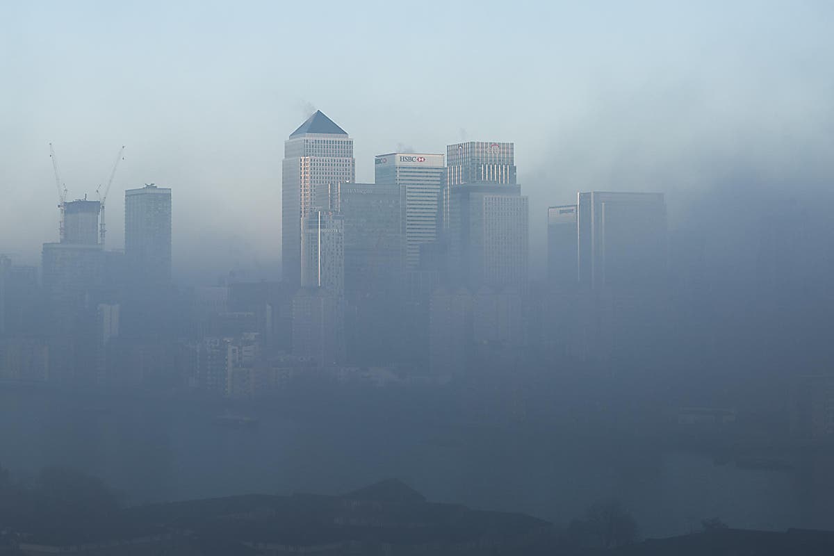'Cold does kill’ warning as temperatures plunge and fog descends | The ...