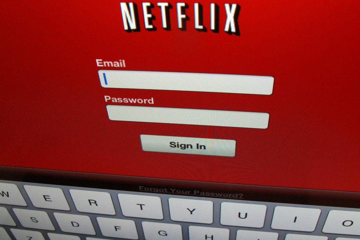 Netflix users receive convincing-looking scam email designed to trick ...
