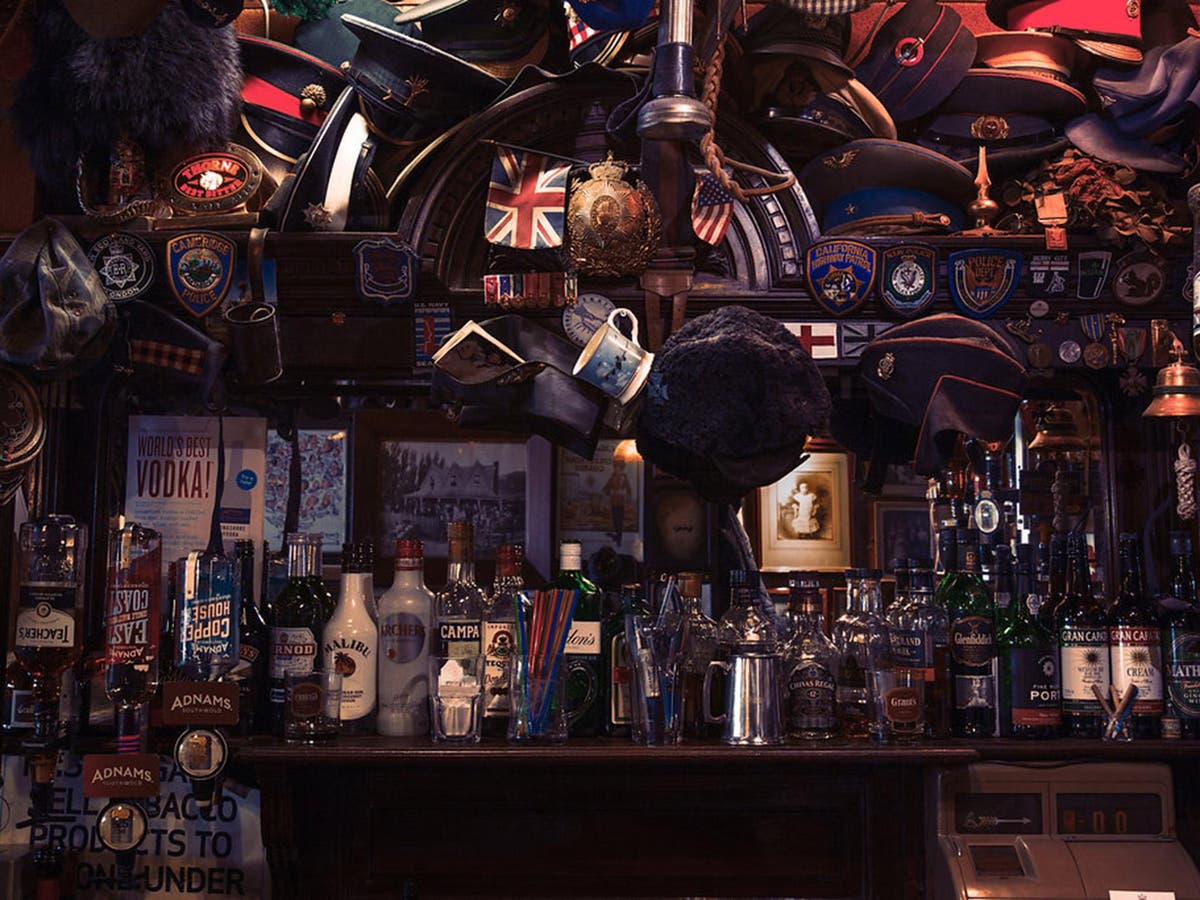 18 photos of weird and wonderful London pubs | The Independent | The ...