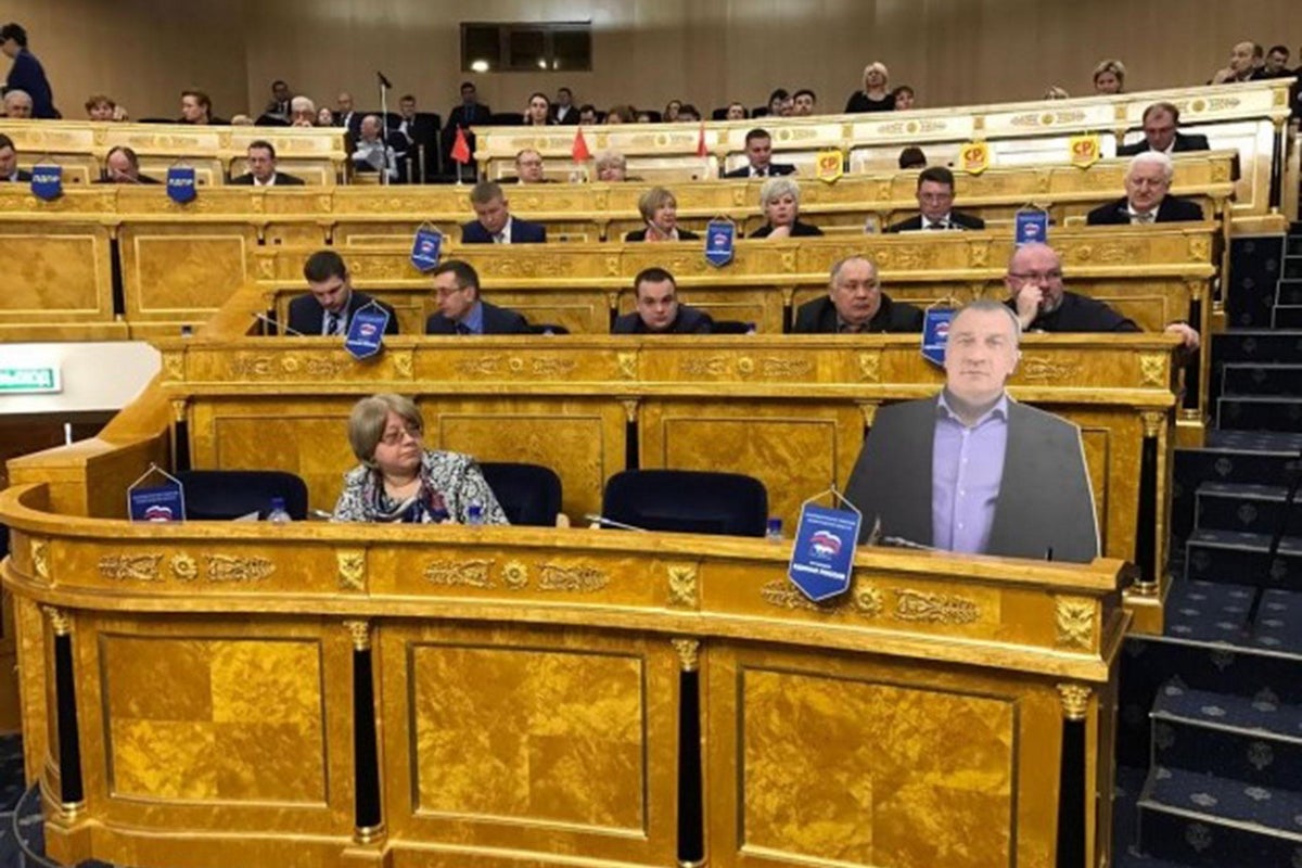 Russian MP skips session in parliament and sends cardboard cut-out ...