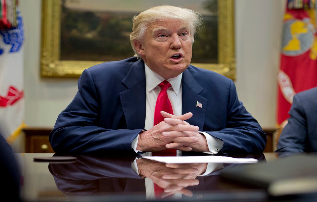 Donald Trump team 'scrutinising staff Twitter accounts before hiring ...