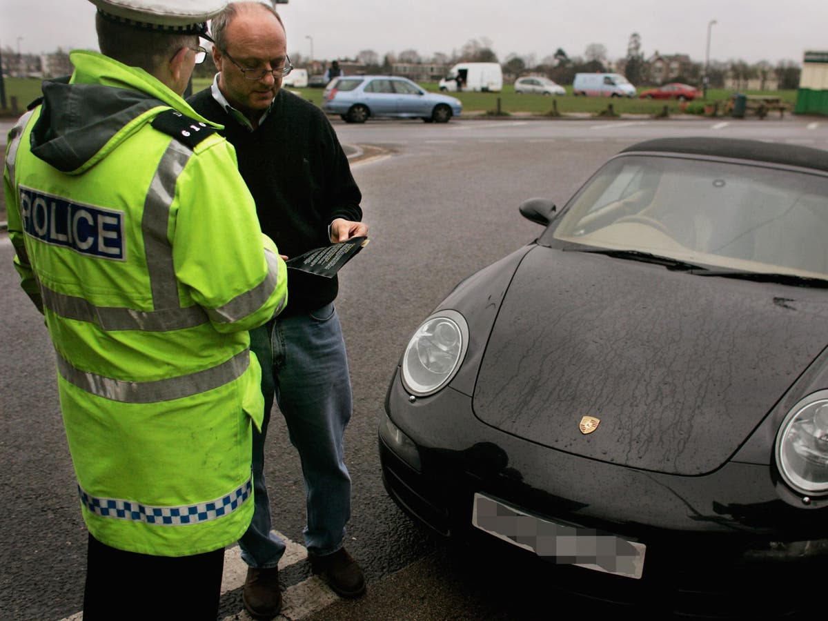 Police use double decker buses to spy on motorists using mobiles | The ...
