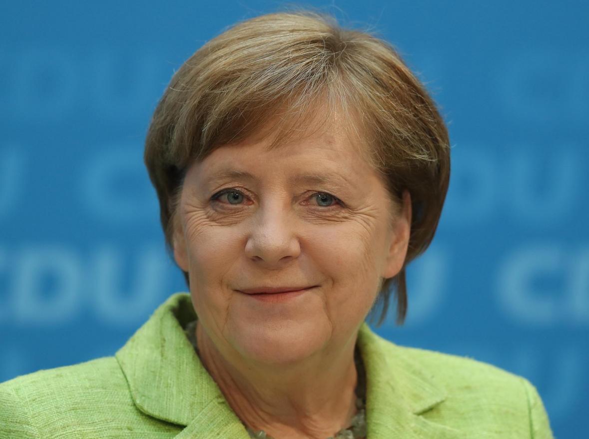 Angela Merkel Derails Theresa Mays Brexit Plan By Rejecting Parallel
