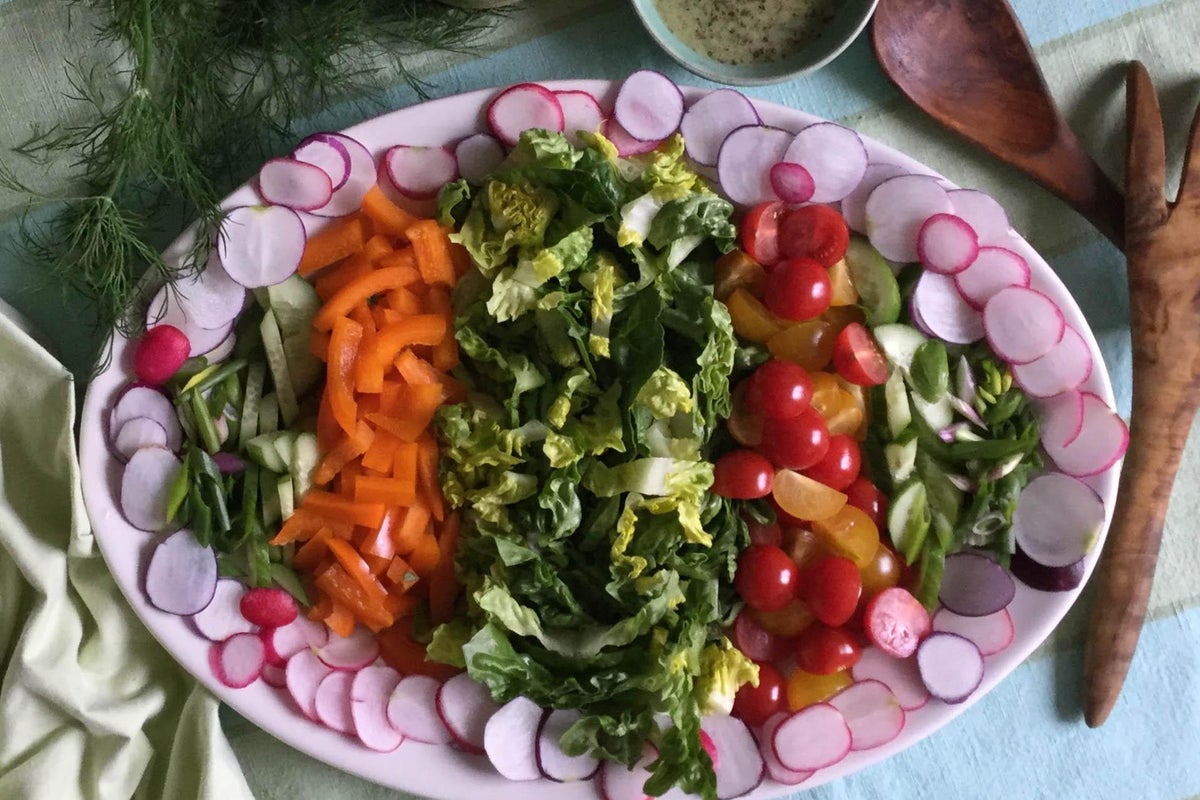 How to make a crunchy chopped salad with dill dressing | The ...