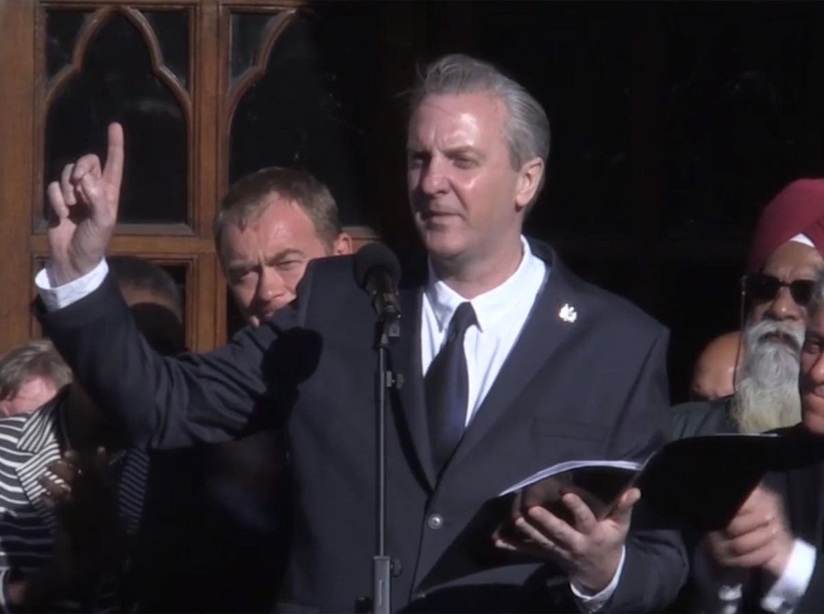 Manchester attack: Poet Tony Walsh's spine-tingling ode to the Northern ...