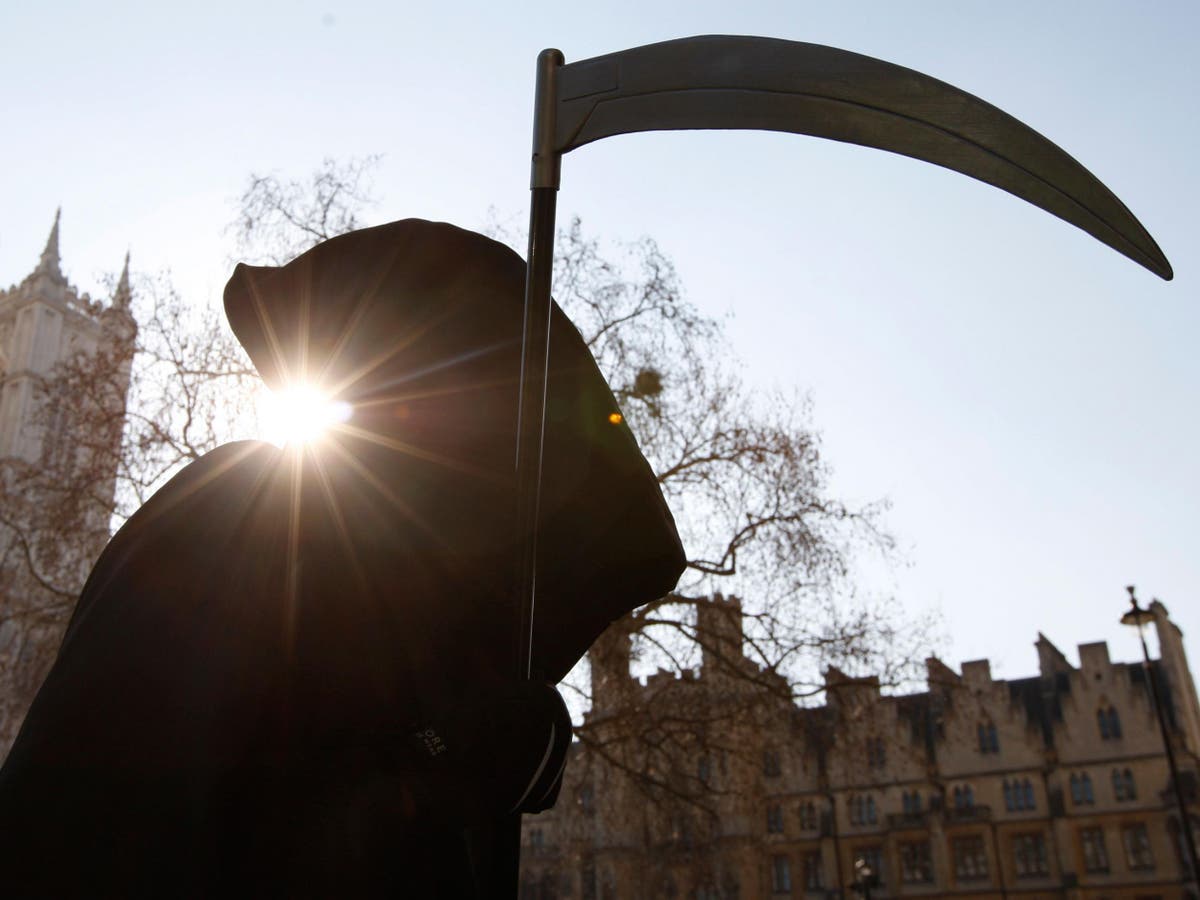 Are they dead yet? Experts come together to define the exact moment we ...