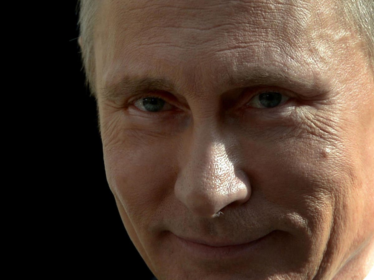 Vladimir Putin reveals he is a grandfather in controversial Oliver ...
