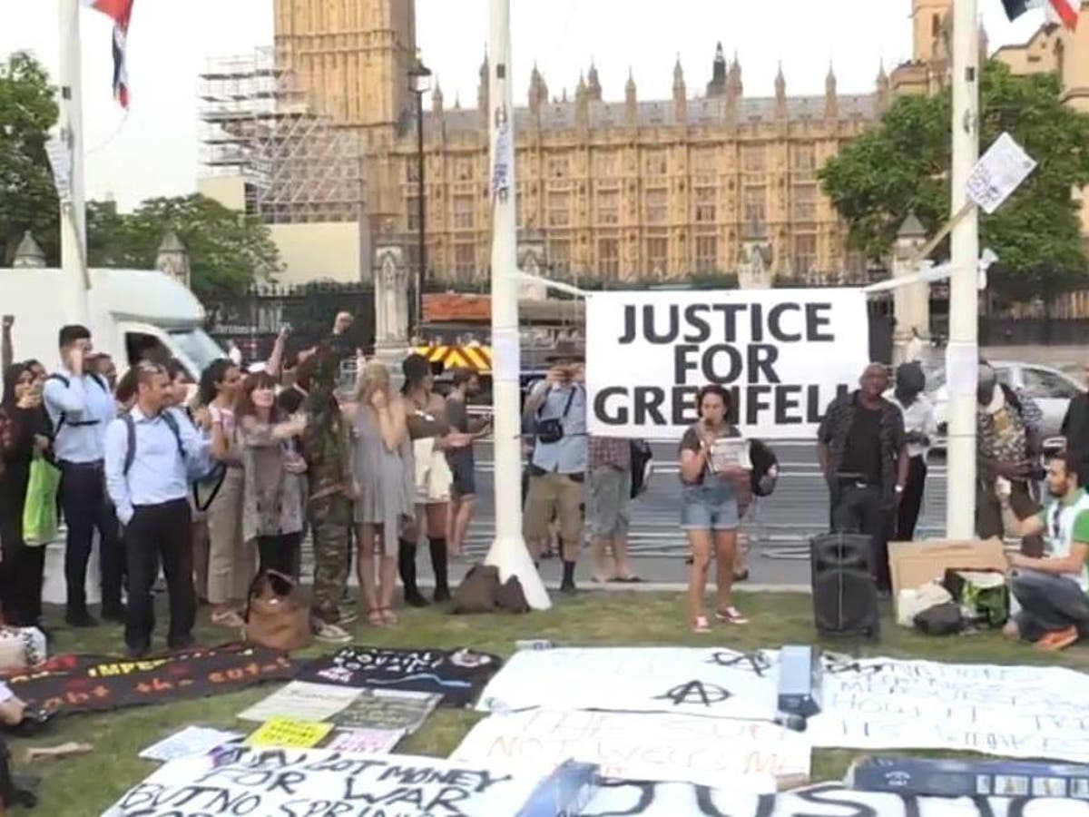 Grenfell Tower: Hundreds demand 'justice' for fire victims at rally ...
